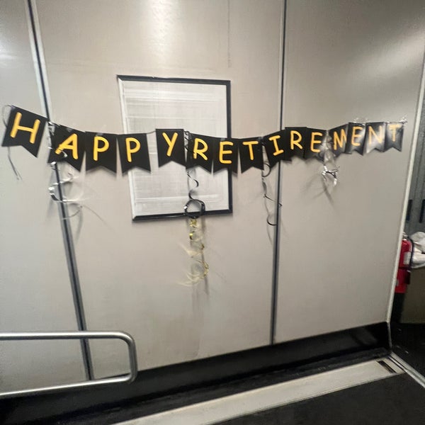 Gate B6 - Airport Gate in Baltimore