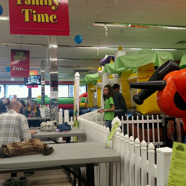 Gator Fred's Fun & Party Center - 12 tips from 291 visitors