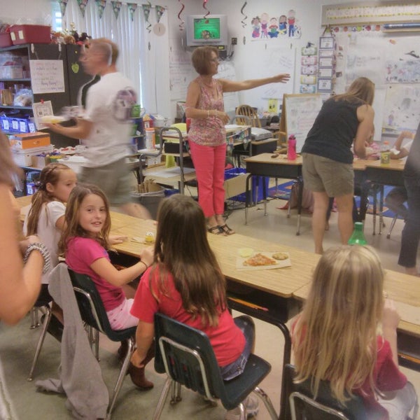 Brooker Elementary School - Elementary School