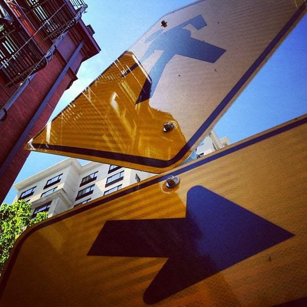 Photos at Fox Tower Offices - Buildings in Portland