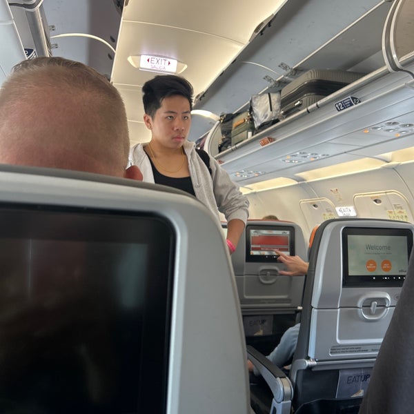 JetBlue Terminal - Airport Terminal