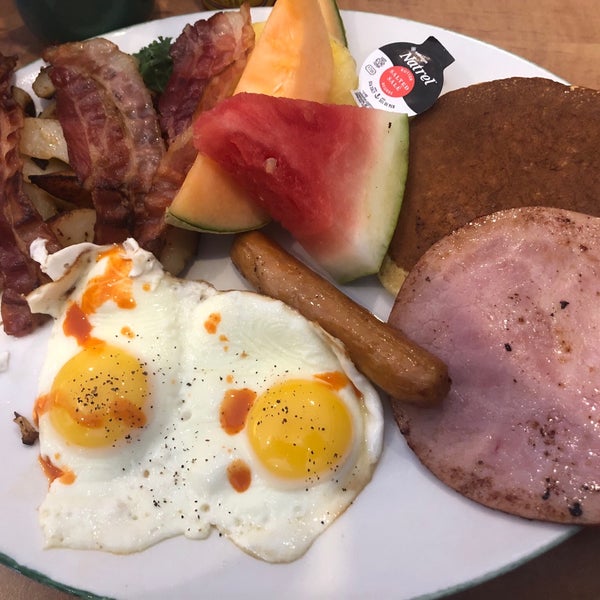 Cora - Breakfast Spot in Mississauga