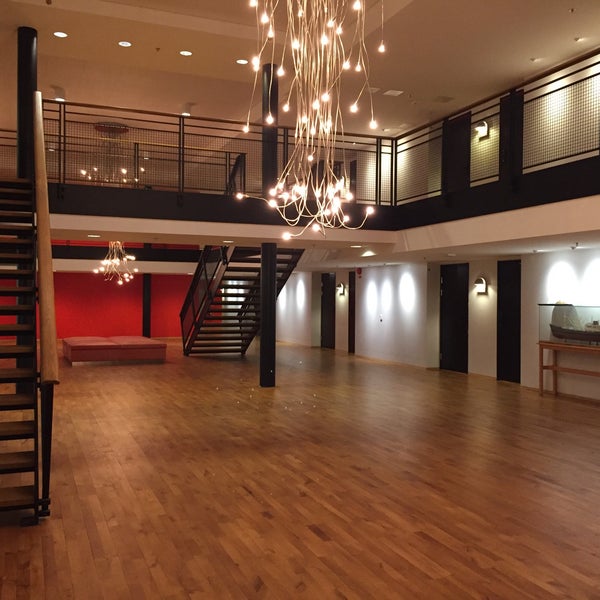 Photos at Quality Hotel 11 & Eriksbergshallen - Eriksberg - Maskingatan 11