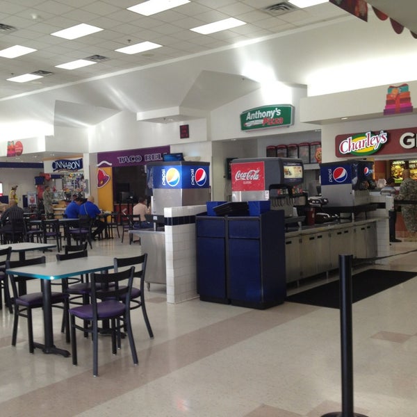 Photos at AAFES Food Court - Fort Buchanan, Guaynabo Municipio
