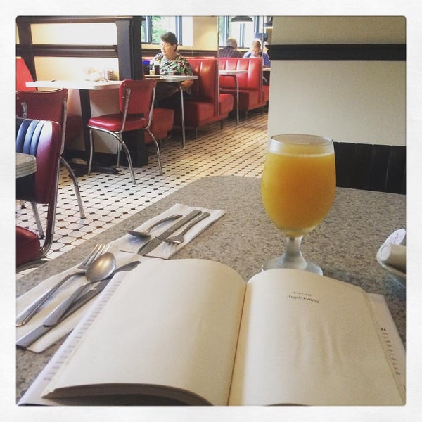 Cafe Arthur's - American Restaurant in Ardmore
