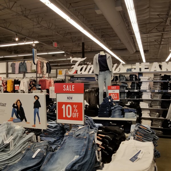 Old Navy - 2 tips from 669 visitors