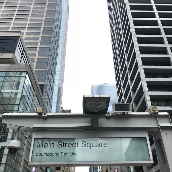 METRORail Main Street Square (Southbound) Station - 4 tips