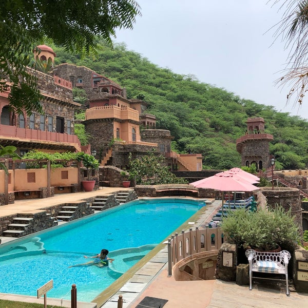Neemrana Fort Palace