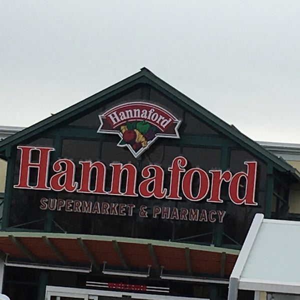 Hannaford Supermarket - 223 Main St