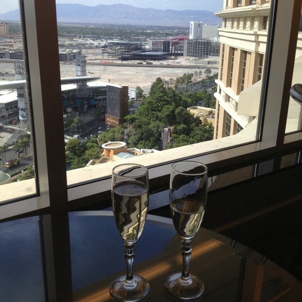 Prestige Lounge - 8 tips from 668 visitors