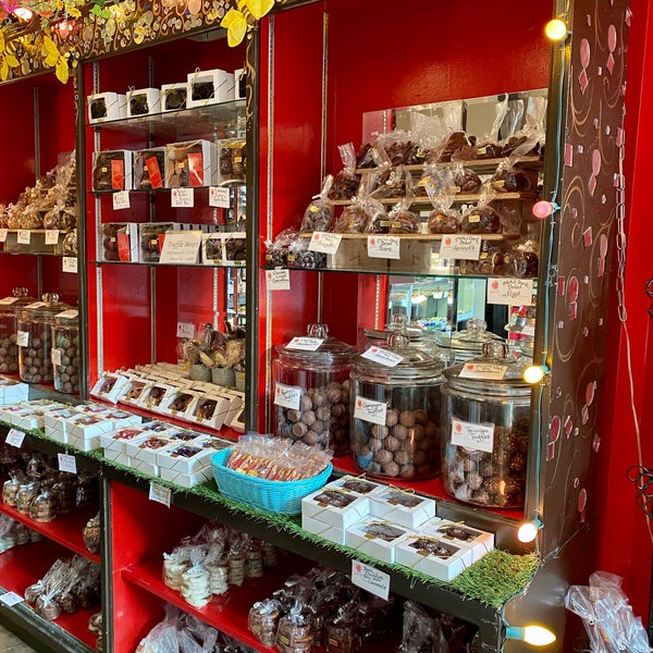 The Chocolate Lab - 6 tips from 269 visitors