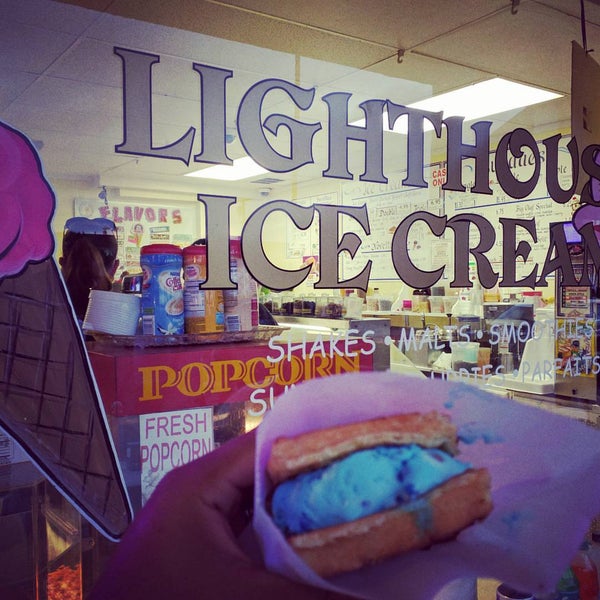 Photos at Lighthouse Ice Cream & Yogurt - Ice Cream Parlor in Ocean Beach