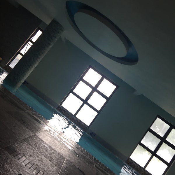 Indoor Pool @ Mallberry Suites Business Hotel - Hotel Pool