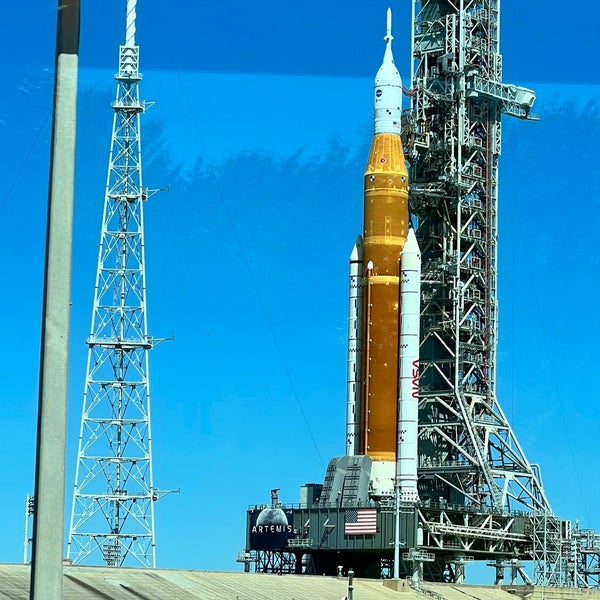 Photos at Launch Pad 39B (LC-39B) - 5 tips