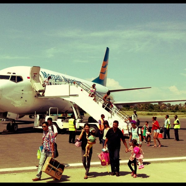 Presidente Nicolau Lobato International Airport (DIL) - Comoro