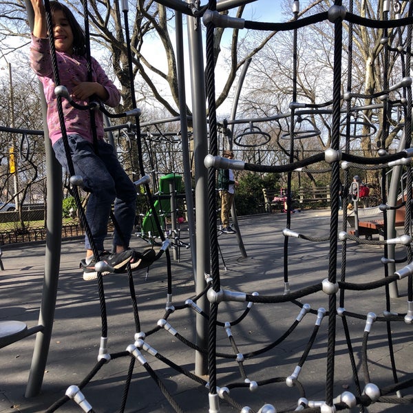 Henry Neufeld Playground - Upper West Side - 6 tips