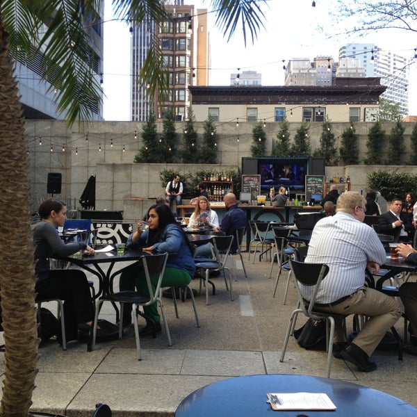 Marathon Grill (Now Closed) - American Restaurant in Philadelphia