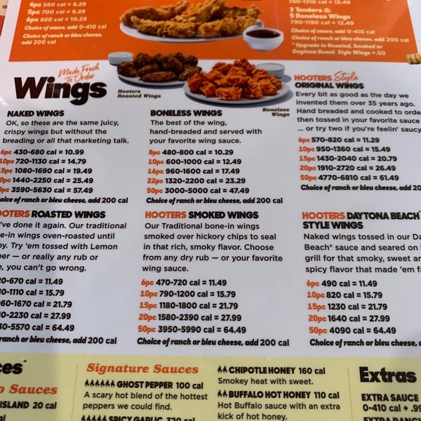 Hooters - Flint, MI