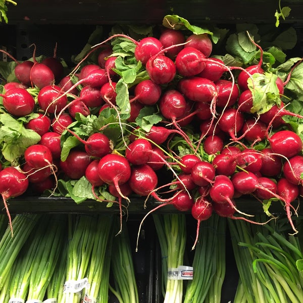 VG's Grocery - Grocery Store