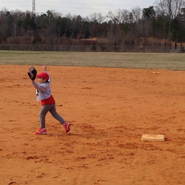 Shuffletown Park - Dog Park in Mountain Island