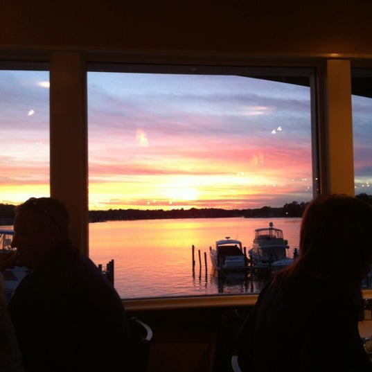 Yellowfin Steak & Fish House - Seafood Restaurant in Edgewater