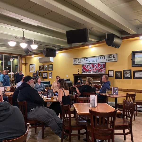 The Red Shoe Pub - 5 tips from 166 visitors