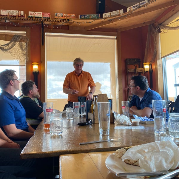 The Old Marina Restaurant - American Restaurant in Puslinch