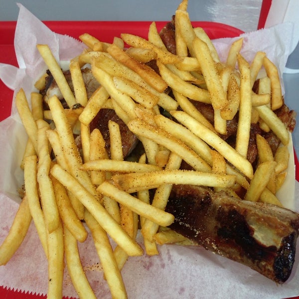 Photos at Reddi Chick - American Restaurant in Brentwood