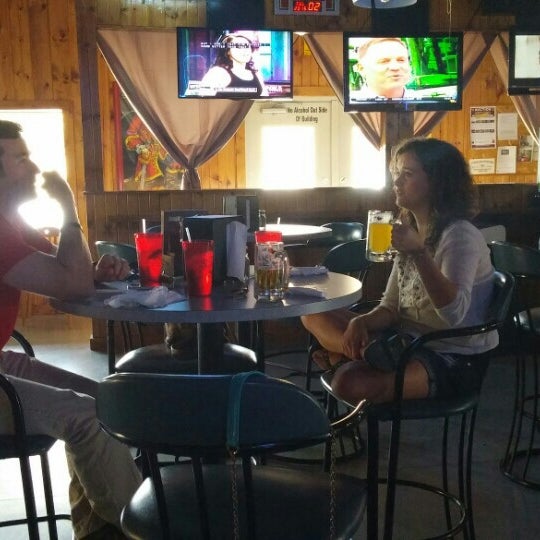 Boondock's Bar & Grill - 1 tip