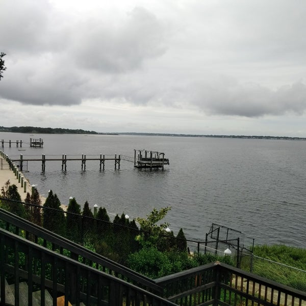 Conimicut Village Overlook - Scenic Lookout in Conimicut