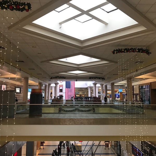 Photos at Pacific View Mall - Shopping Mall in Ventura