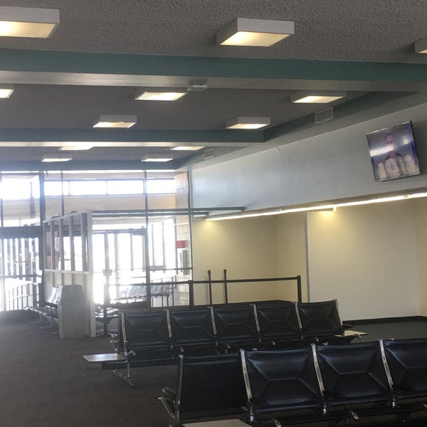 Oxnard Airport (OXR) - Airport in Oxnard