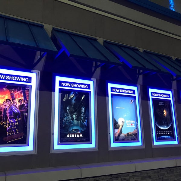 Photos at Cobb Theater - Tyrone 10 - Movie Theater in Saint Petersburg