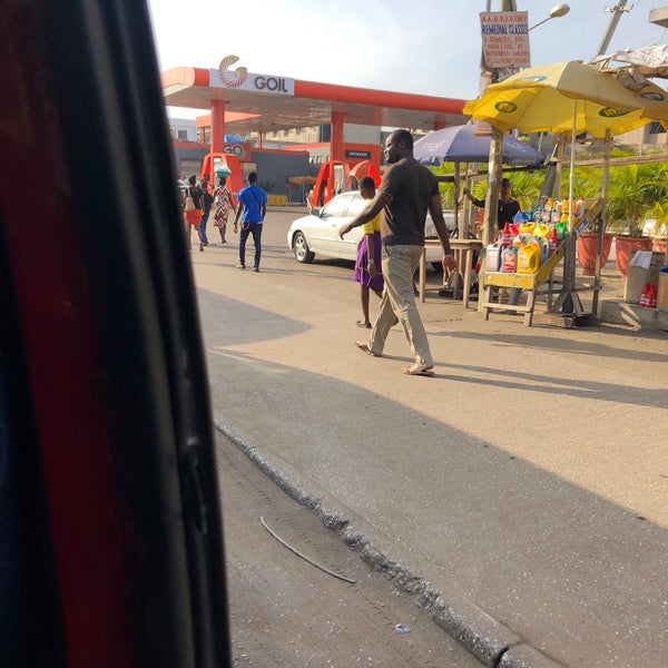 Tarkwa Ford station (kaneshie) - Bus Station in Acra