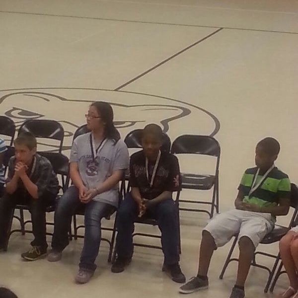 CrossRoads Middle School - Northwest Columbia - 3 tips from 153 visitors