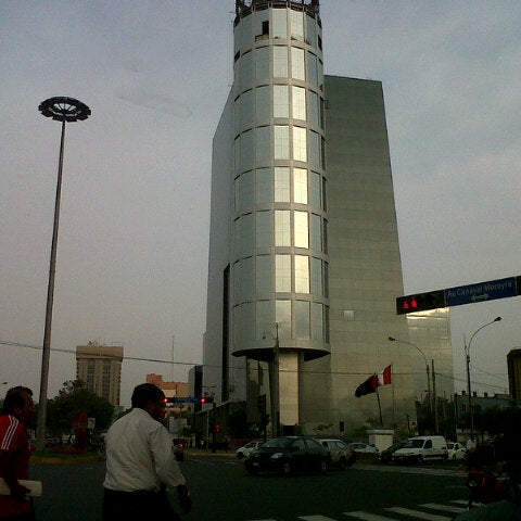 Torre Wiese - Av. Canaval y Moreyra 522