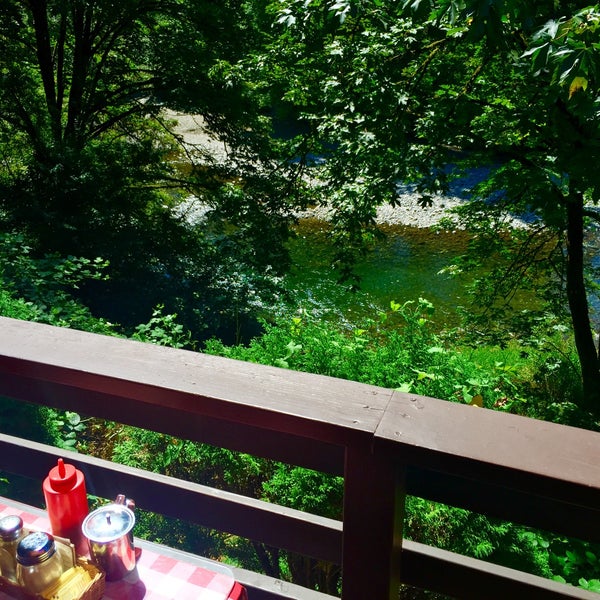 Testy Chef Cafe (Now Closed) - 22607 SE 216th Way