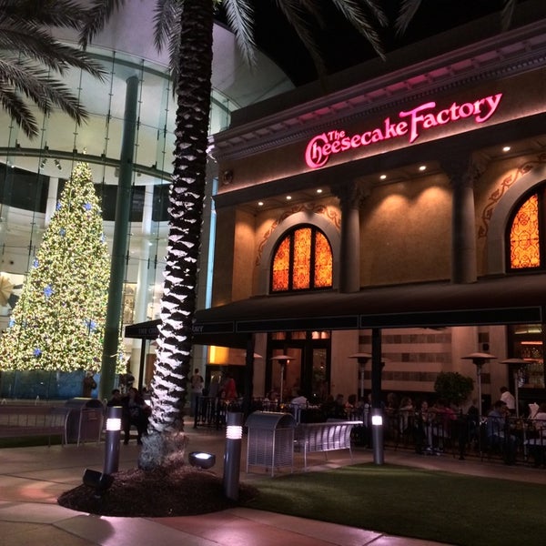 Photos at The Cheesecake Factory - Millenia - 4200 Conroy Rd