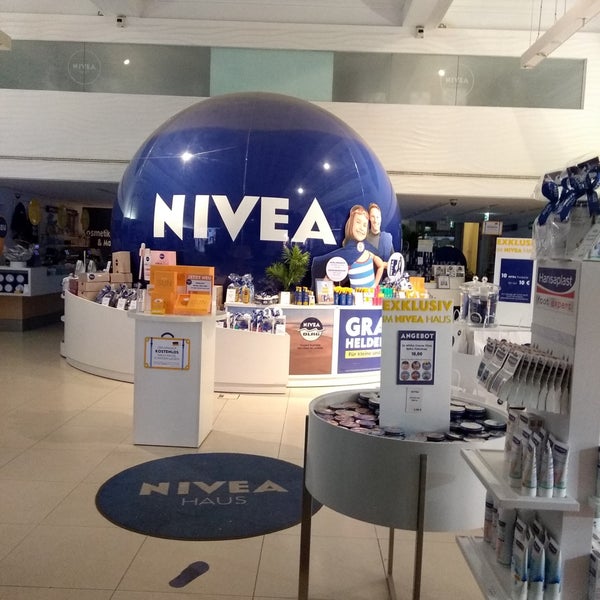 Photos at NIVEA Haus Berlin - Cosmetics Store in Unter den Linden