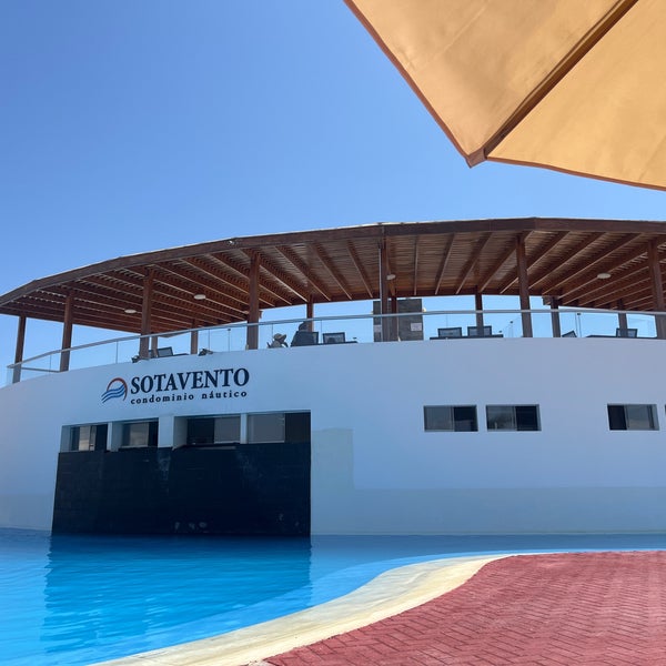 Piscina de Sotavento - Paracas, Ica