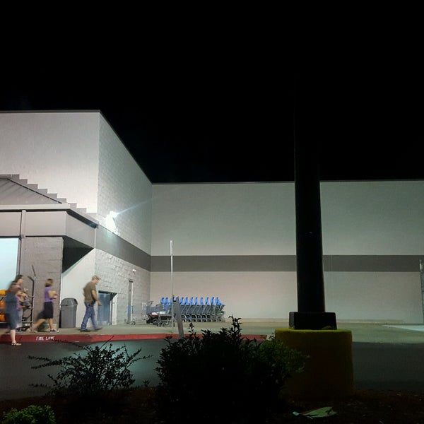 Photos at Walmart Supercenter - Big Box Store in Altoona