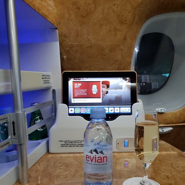 Emirates Flight EK 231 - مطار دبي الدولي - 0 tips