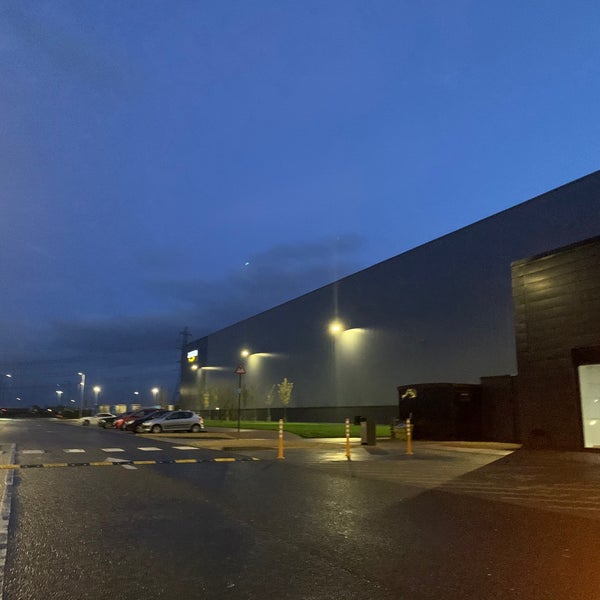 Amazon LBA2 - Loversall, Doncaster