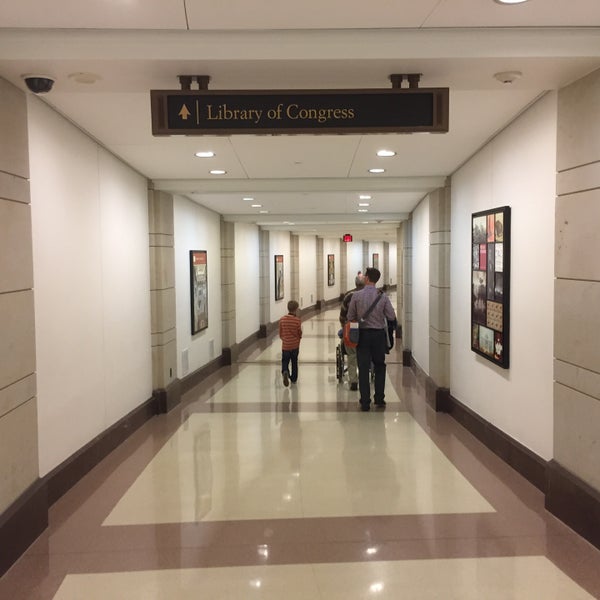 Photos at Library of Congress Tunnel - Hiking Trail in Washington