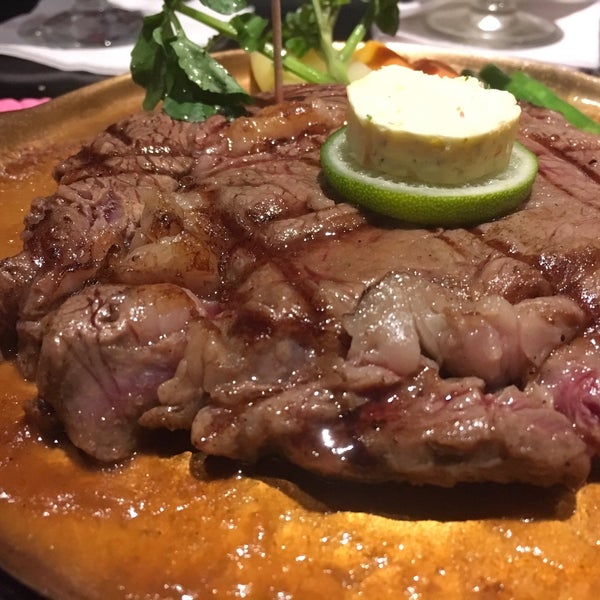 Angus House - Steakhouse in Jakarta Selatan