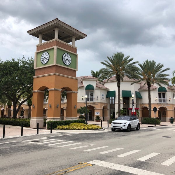Weston Town Center - 1731 Main St