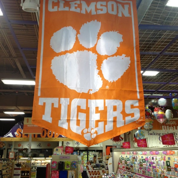 Clemson Bi Lo Shopping Center (Now Closed) - Clemson, SC