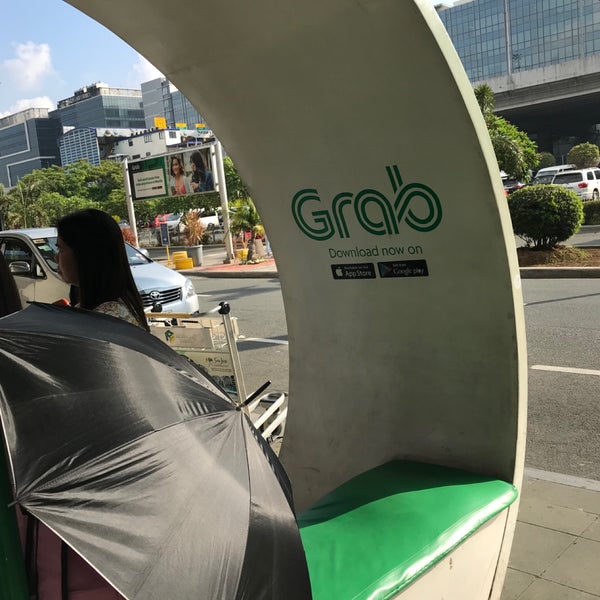 NAIA Terminal 3 Grab Pick-up Point - Taxi Stand in Barangay 183