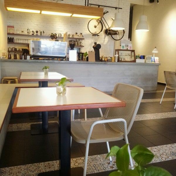 The Old Mark Cafe - Café in Taman Kota Syahbandar