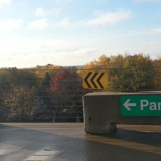 UIHC Parking Ramp 4 - Parking in Iowa City